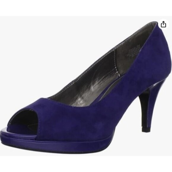 Bandolino | Shoes | Bandolino Mylah Blue Suede Leather Peep Toe ...